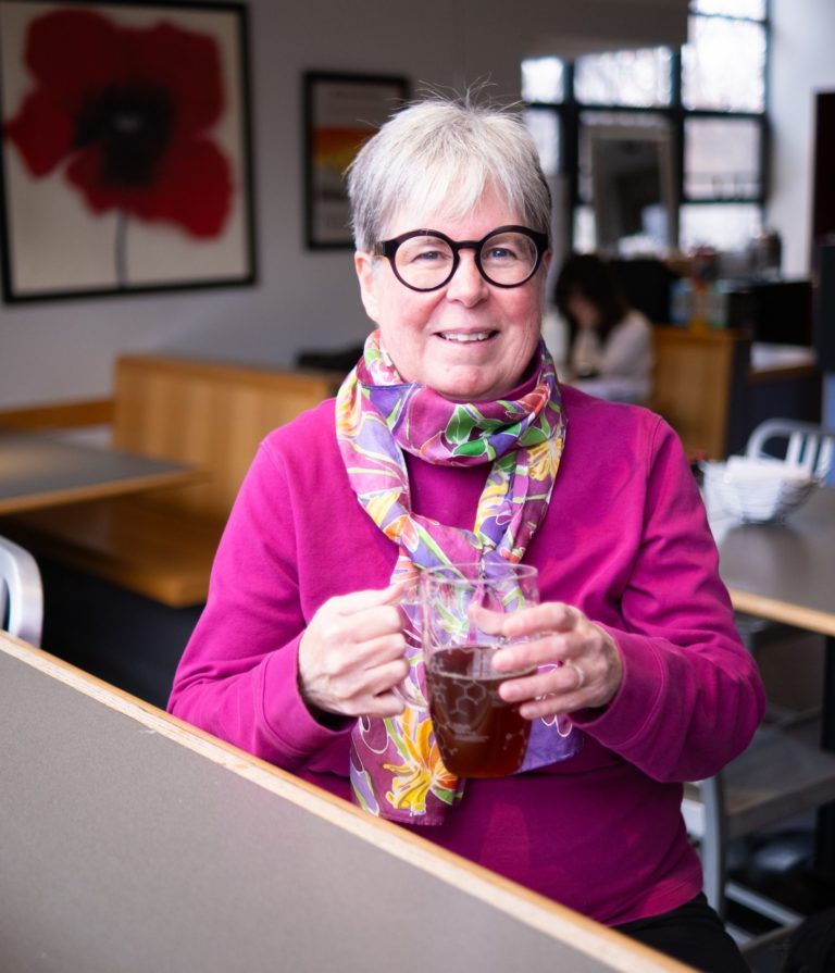 How to make the perfect cup of tea, according to chemistry | PBS News