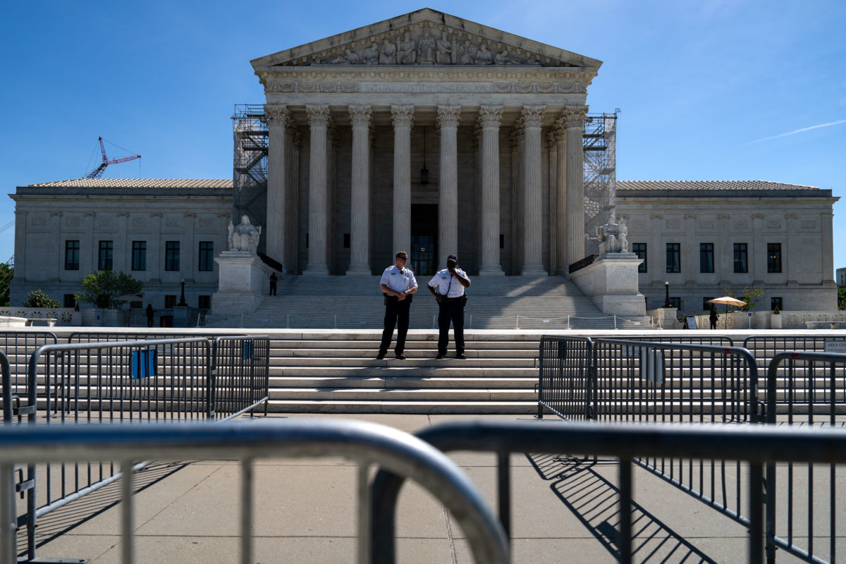 Analysis: Supreme Court will weigh whether Trump is immune from ...