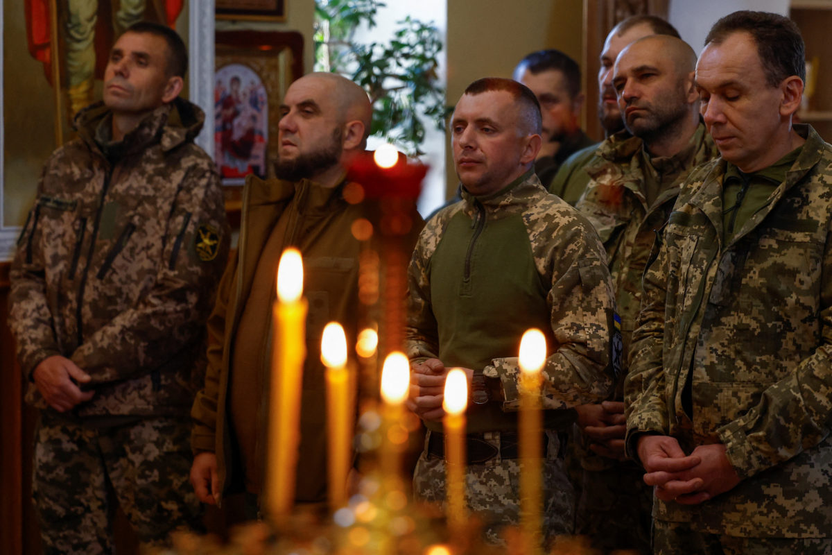 Ukraine marks 3rd Easter at war as its east comes under fire from ...