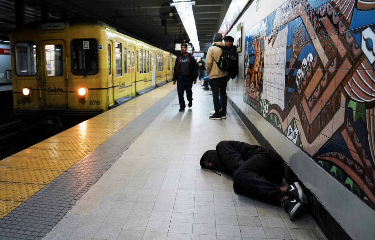 Train fares in Buenos Aires spike by 360 percent | PBS News