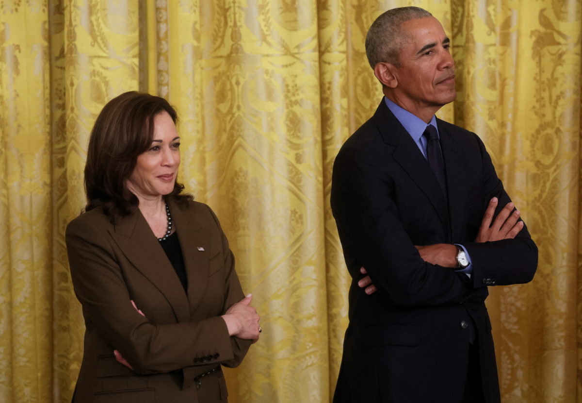 Barack and Michelle Obama endorse Kamala Harris for president, giving ...