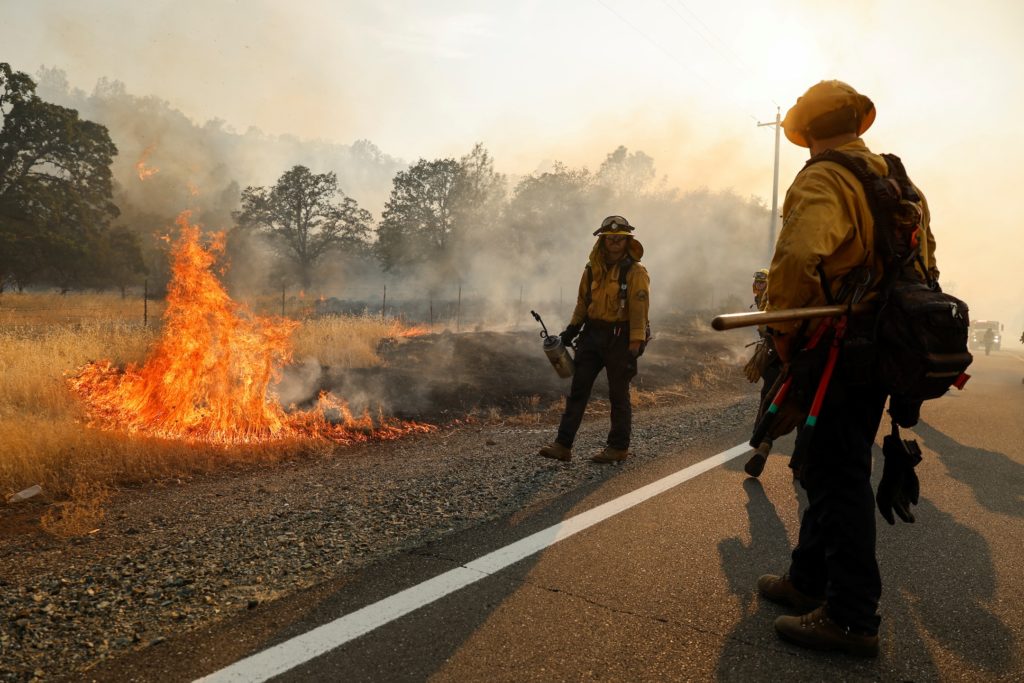 News Wrap: Rapidly spreading Park Fire now 5th largest in California ...