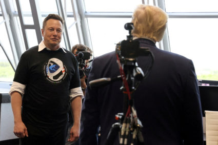 How Elon Musk uses his X social media platform to amplify right-wing ...