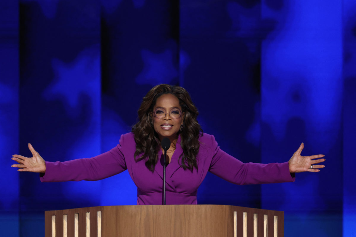 Live updates: Tim Walz to accept VP nomination on Day 3 of the DNC ...