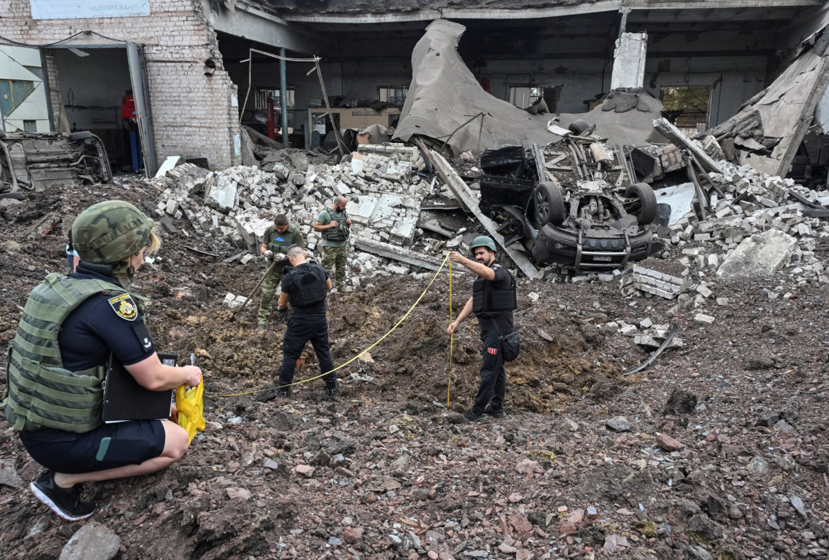 Russian missile hits Ukrainian President Zelenskyy's home city as it ...