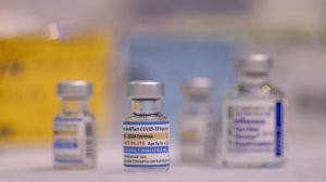 FDA approves updated COVID-19 vaccines, shots should be available in ...
