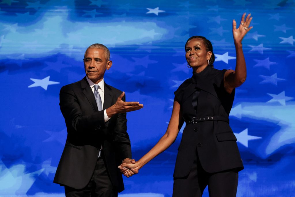 Obamas fire up the crowd for Kamala Harris and hit back at Trump on ...