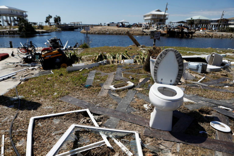 Crisis unfolds in the Southeast as Helene’s death toll climbs to more ...
