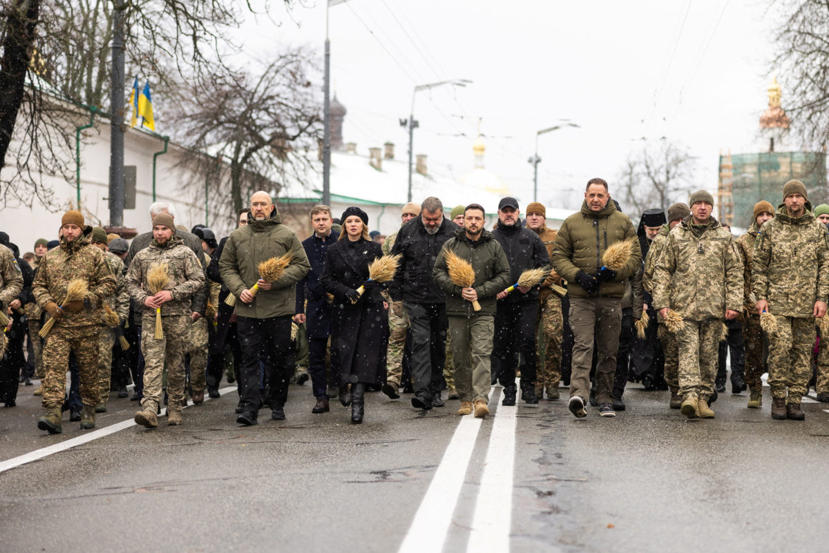 White House urges Ukraine to draft troops as young as 18 to quickly increase its military size ...