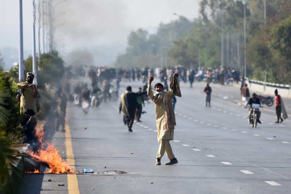 Lockdown in Pakistan’s capital ends after police disperse protestors ...