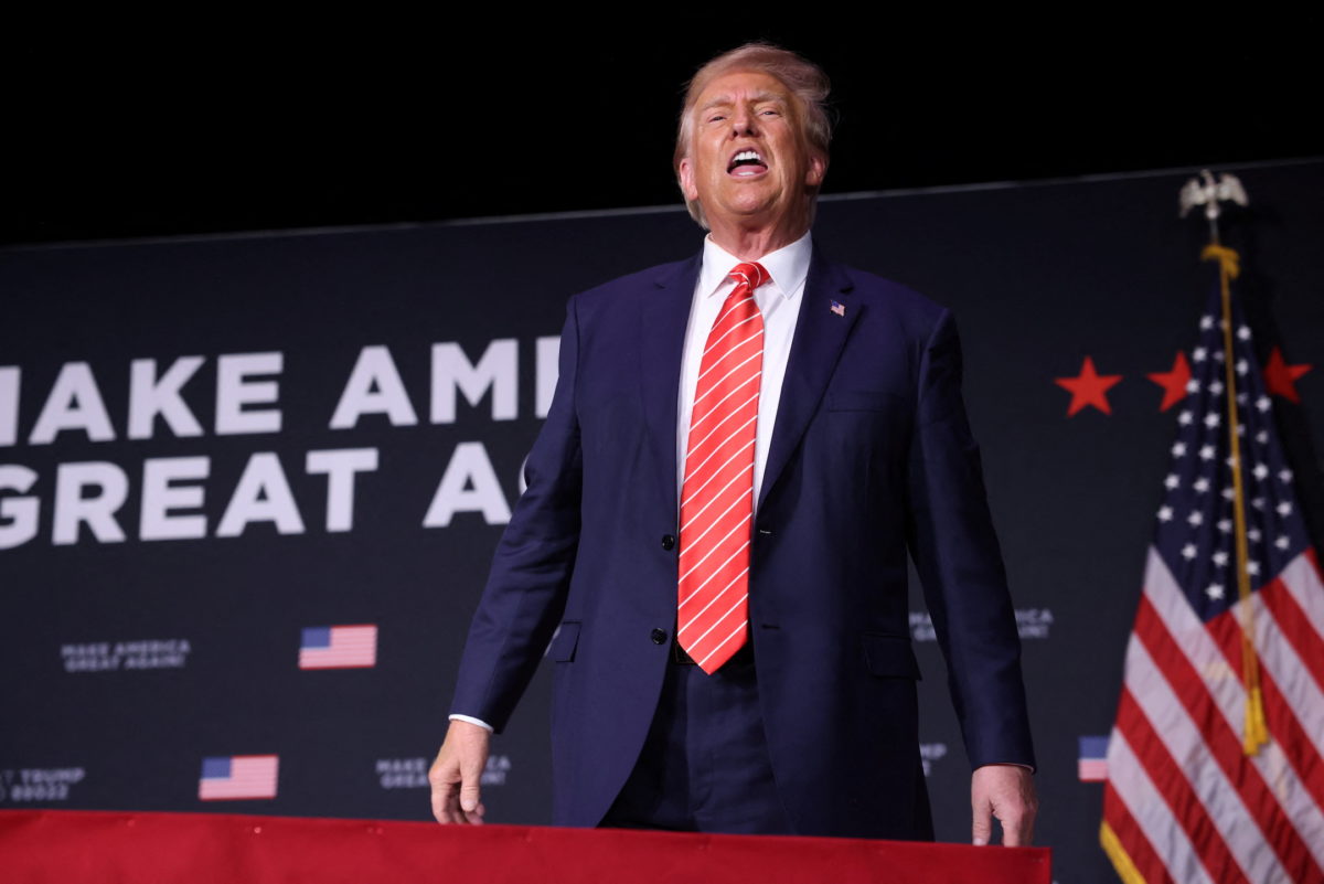 Trump transition team signs agreement to allow official background ...