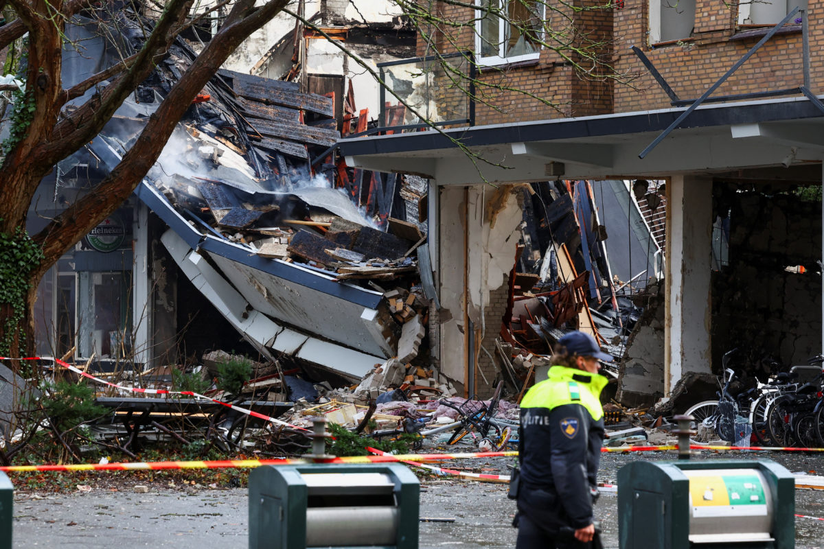 Explosion in a residential area of The Hague kills at least 3 people ...