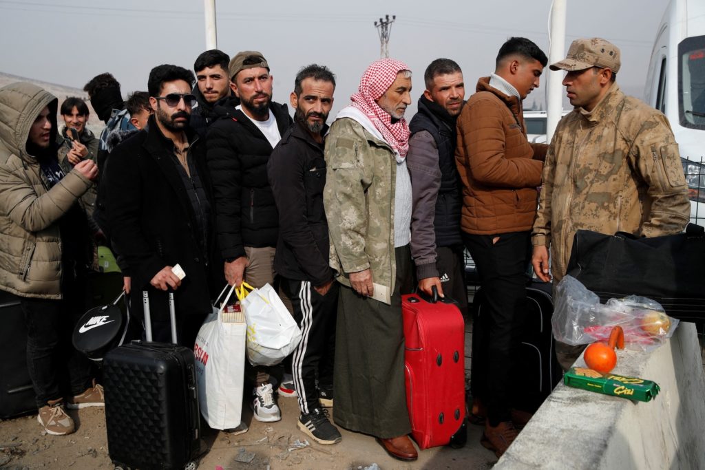 Displaced Syrians return to face daunting task of rebuilding homes and ...