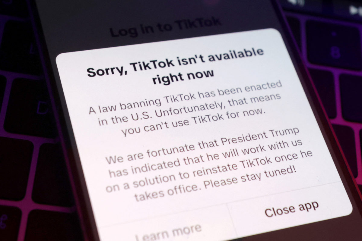 TikTok says it's restoring service to U.S. users based on Trump's ...