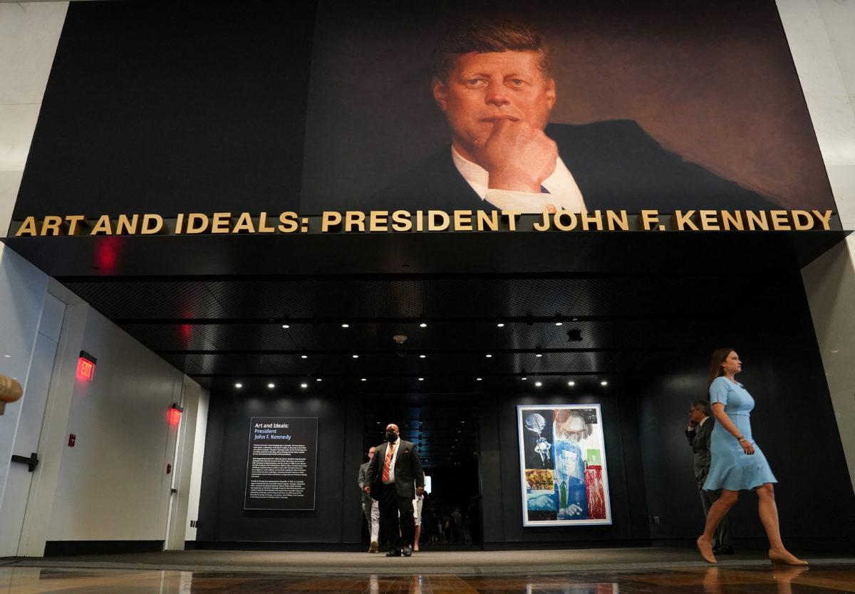 Trump says he’s naming himself chairman of the Kennedy Center, will ...