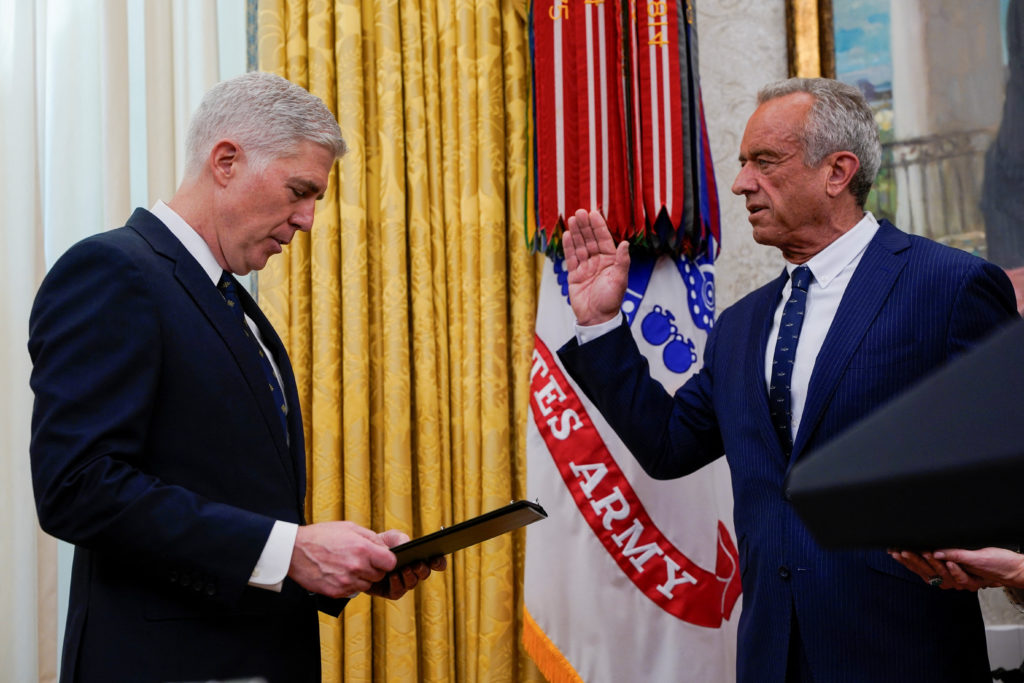 WATCH: Robert F. Kennedy Jr. sworn in as Trump’s secretary of health ...