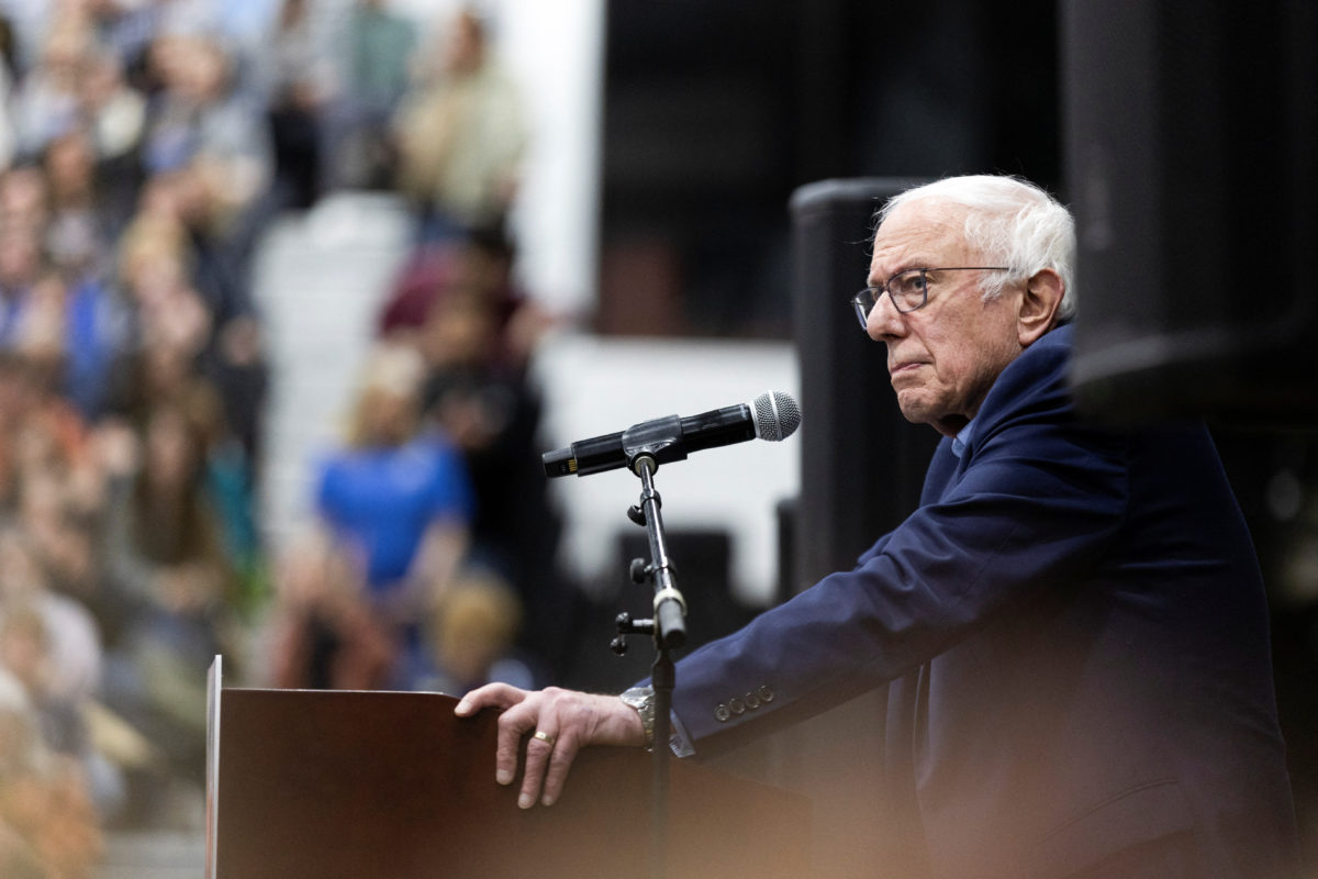 Drawing huge crowds, Bernie Sanders emerges as the leader of the anti ...
