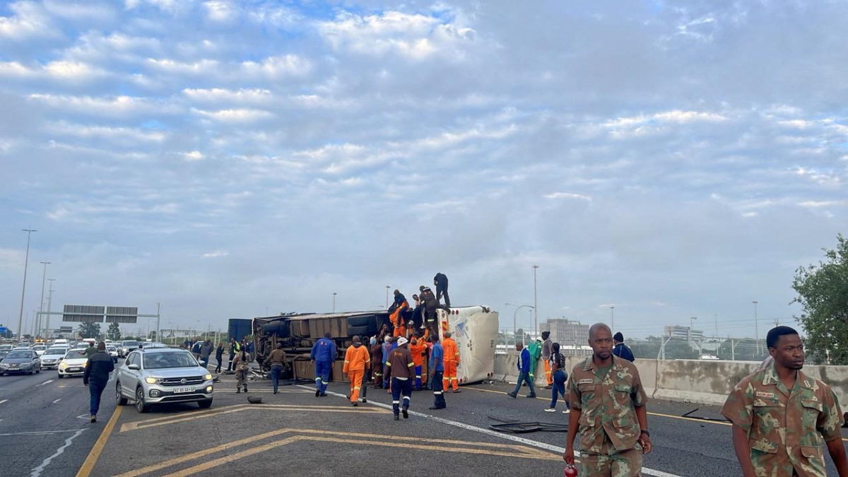 At least 16 people dead, dozens injured in South Africa bus crash | PBS News