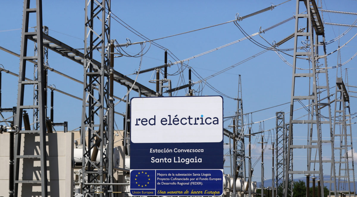 Spain and Portugal work to determine cause of huge blackout as power is ...