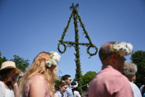 What to know about summer solstice, the longest day of the year | PBS News