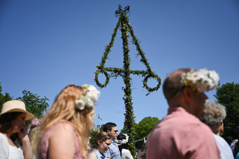What to know about summer solstice, the longest day of the year | PBS News