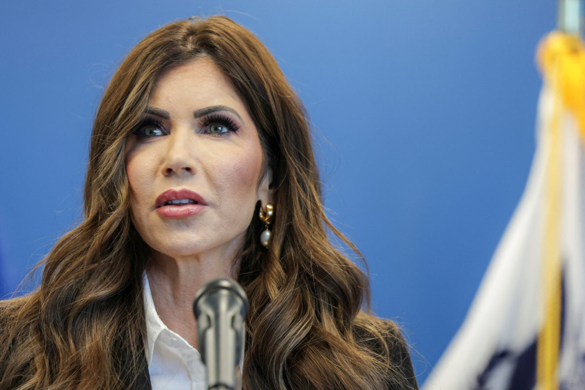 Appeals court allows DHS to end protected status for migrants from ...