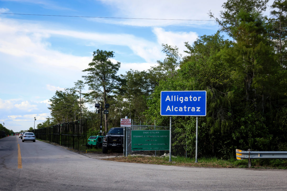 Judge dismisses part of lawsuit over ‘Alligator Alcatraz,’ moves case ...