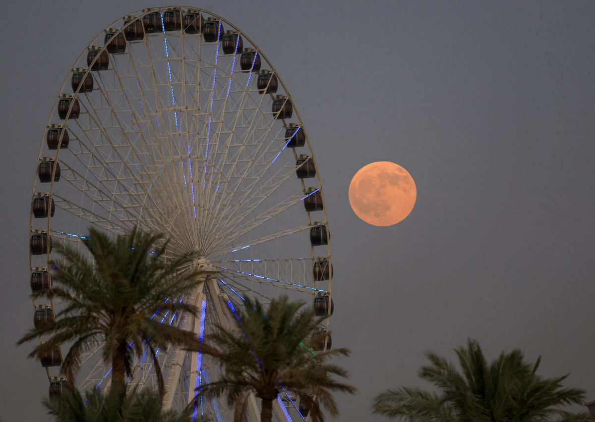 Miss the ‘blood moon’ total lunar eclipse? Relive it in photos | PBS News