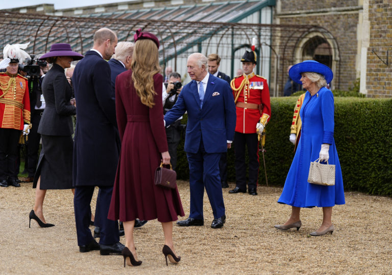 PHOTOS: Trumps greeted with royal welcome and protests on state visit ...