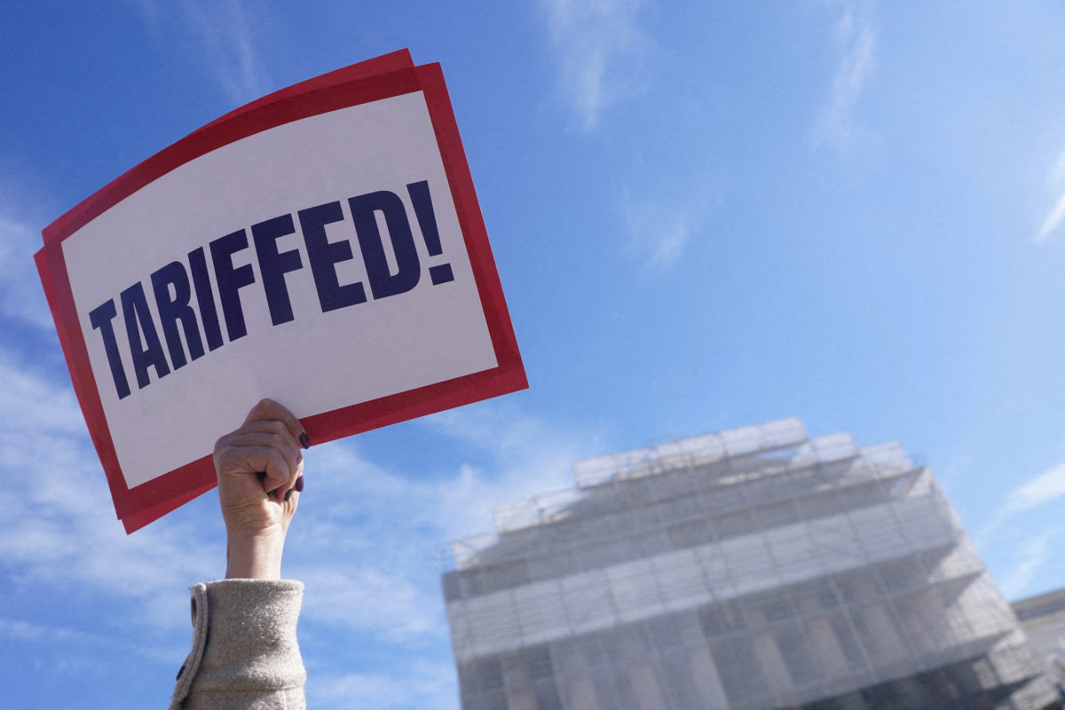 Fact-checking Trump's promise to give Americans $2,000 payments from ...