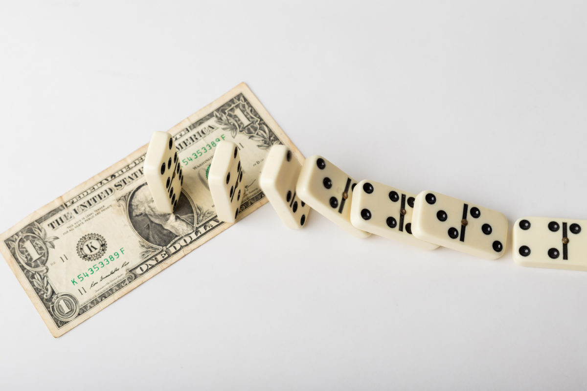 The economy is giving mixed signals. Here's what experts say they mean ...
