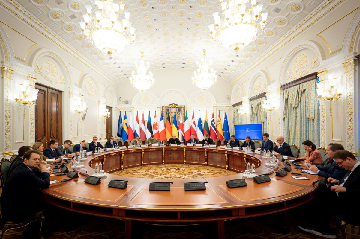 Allied security advisers discuss peace proposals in Ukraine ahead of ...
