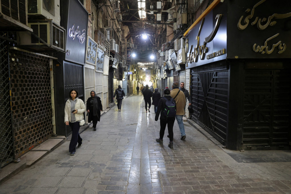 Iran protests appear increasingly smothered after internet outage and ...