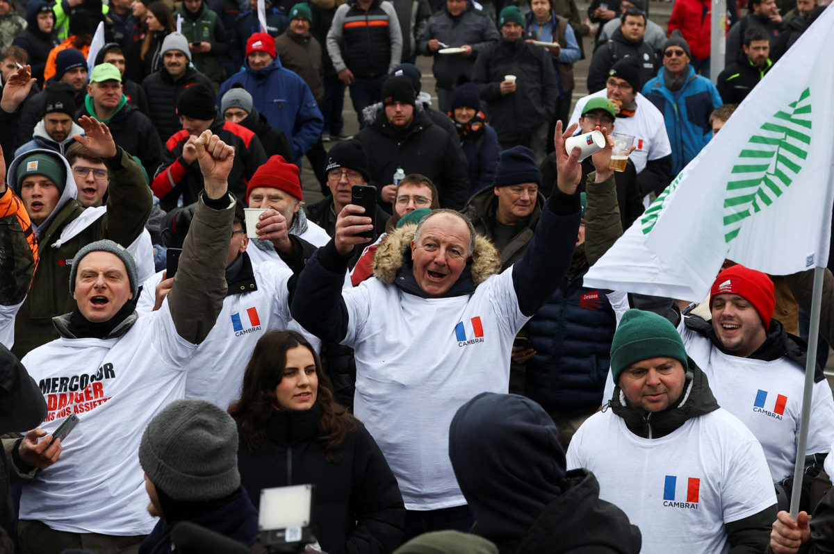 EU lawmakers vote to hold up Mercosur trade agreement over legal ...