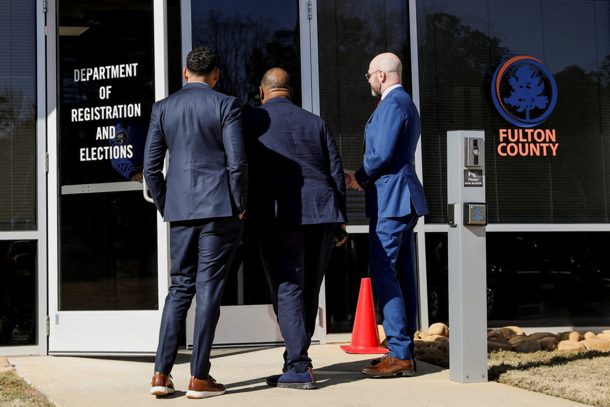 FBI agents execute search warrant at elections office near Atlanta ...