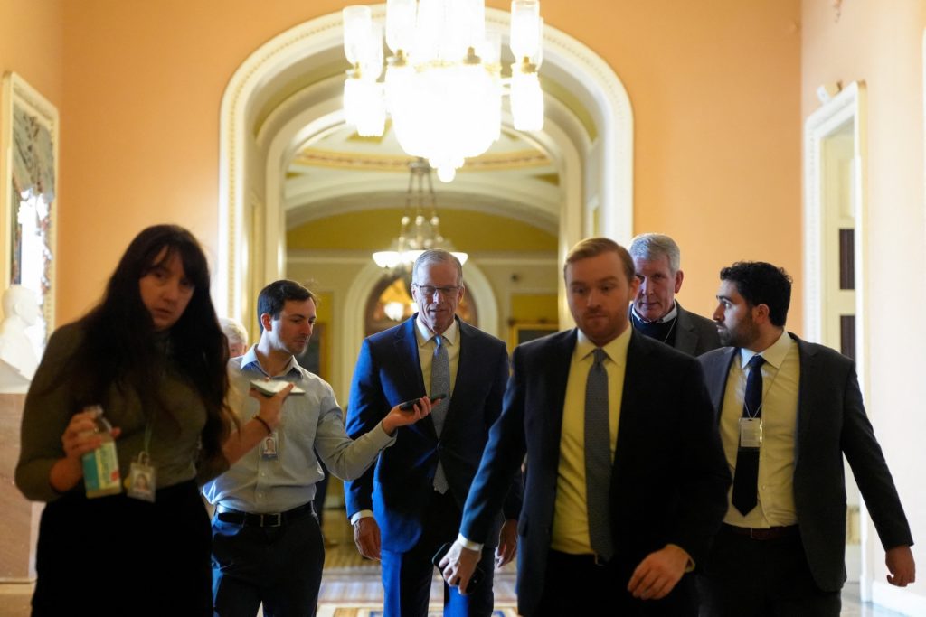 What's in the bipartisan Senate deal to avoid a shutdown, temporarily ...