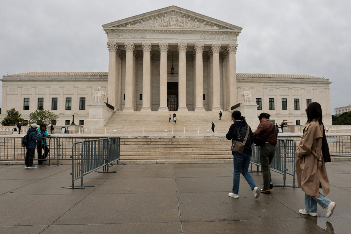 Supreme Court halts order on Alabama's U.S. House map, giving GOP an ...